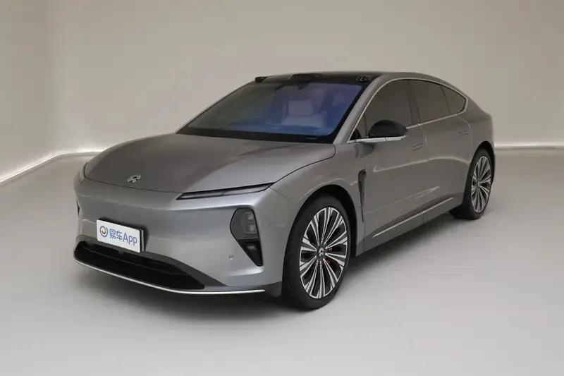The NIO ET9 will officially launch on December 21st at NIO Day, positioned as a high-tech ...