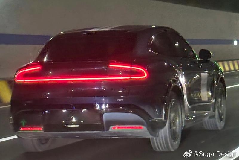 Leaked Photos of Suspected Xiaomi YU7 Standard Version Real Car, Possibly Adopting a Purely ...