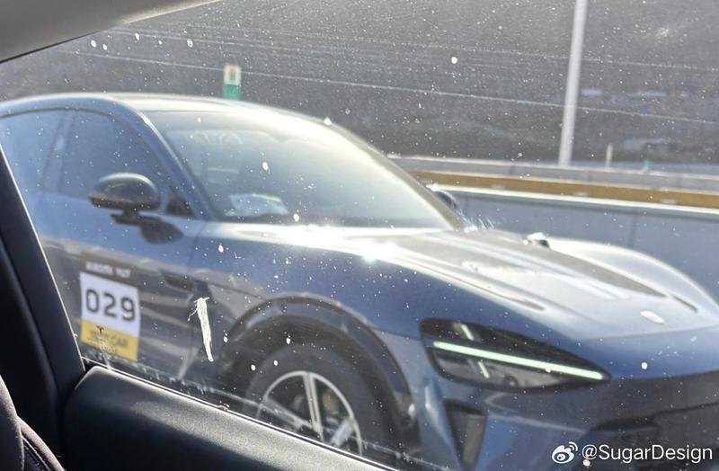 Leaked Photos of Suspected Xiaomi YU7 Standard Version Real Car, Possibly Adopting a Purely ...