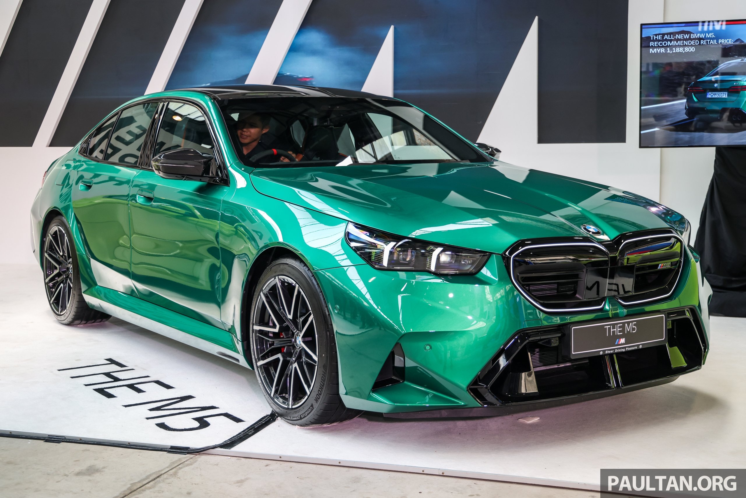 2025 BMW M5 launched in Malaysia – G90 is a 4.4L twin-turbo V8 PHEV, 727 PS/1,000 Nm, RM1.2 ...