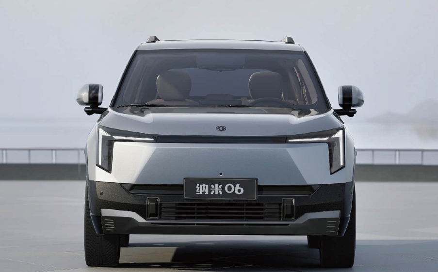 东风纳米 06：国民智趣纯电 SUV 的魅力 | BitAuto