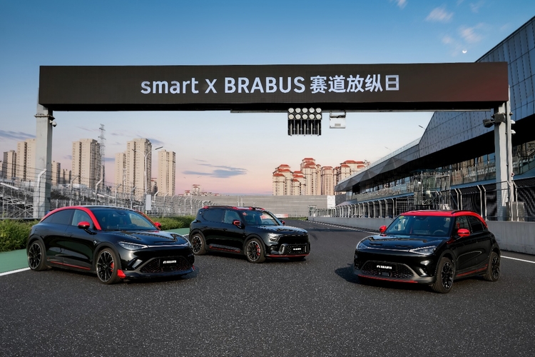 smart × BRABUS 赛道放纵日高能开启 | BitAuto