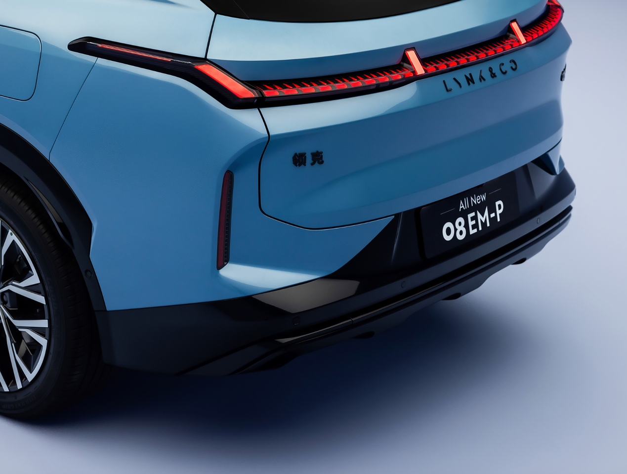Le nouveau Lynk & Co 08 fait son apparition, équipé en série du système Qianli H5. | BitAuto Global